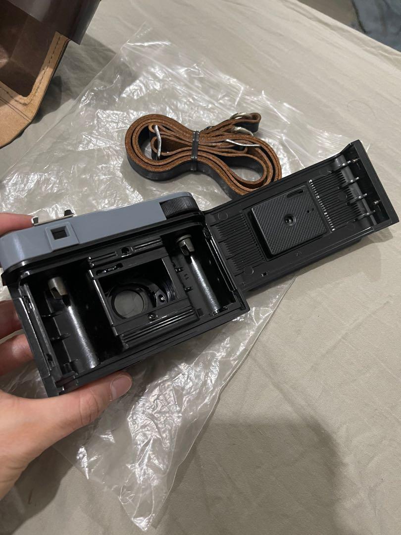 Lomo Cosmic 35 古董 菲林相機 罕有全新 連原裝套, 攝影器材, 相機 - Carousell