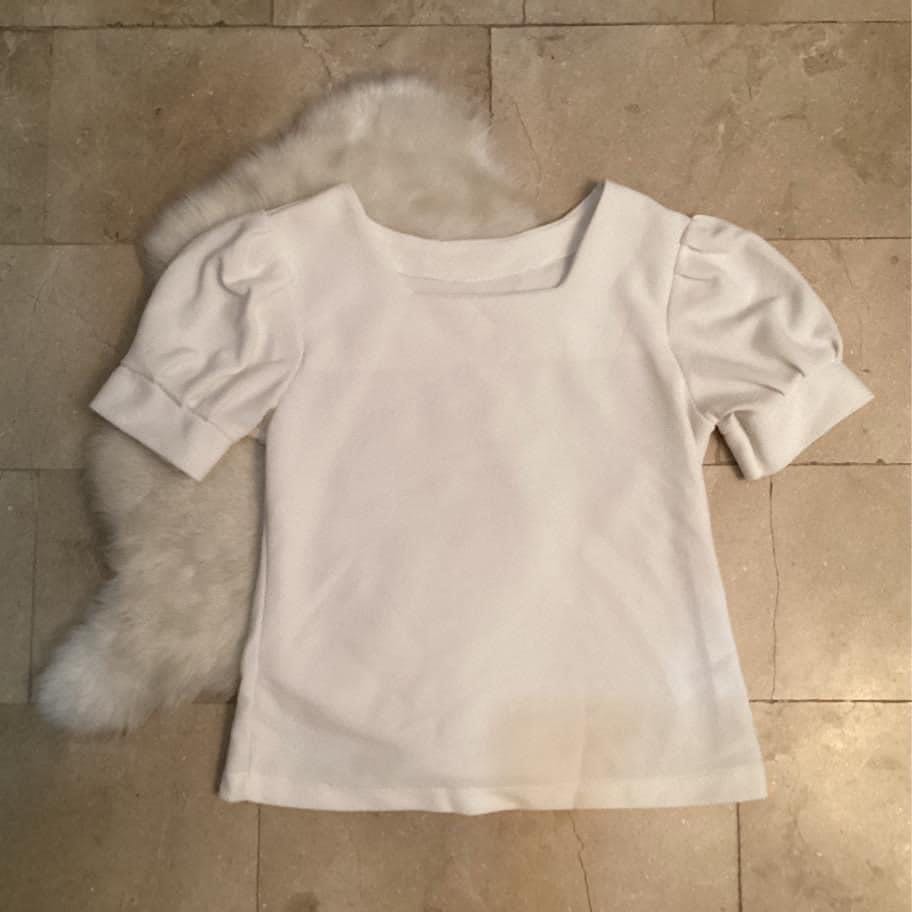 cute white square colar top, Women's Fashion, Tops, Others Tops on ...
