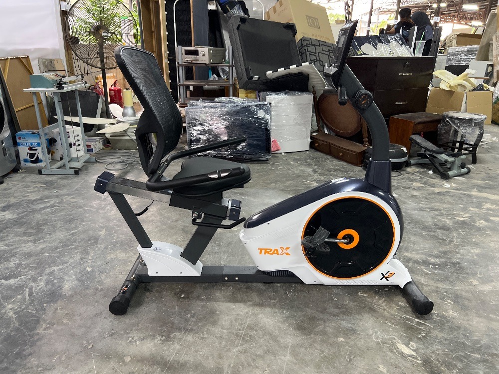 FITNESS CONCEPT TRAX Exercise Bicycle, Sports Equipment, Exercise ...