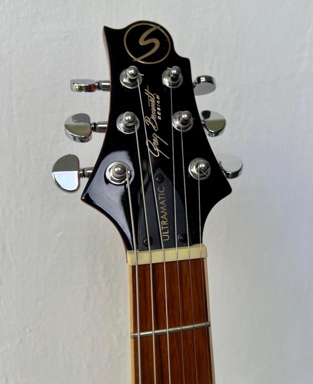 Greg Bennett Samick Ultrasonic UM3 Electric Guitar, Hobbies & Toys ...