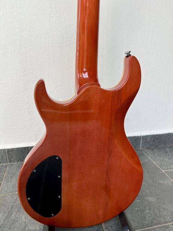 Greg Bennett Samick Ultrasonic UM3 Electric Guitar, Hobbies & Toys ...