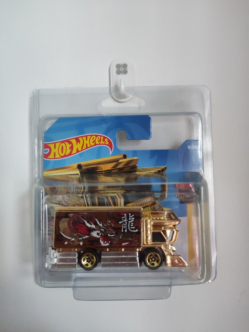 hot wheels raijin express gold SC, Hobbies & Toys, Toys & Games on ...
