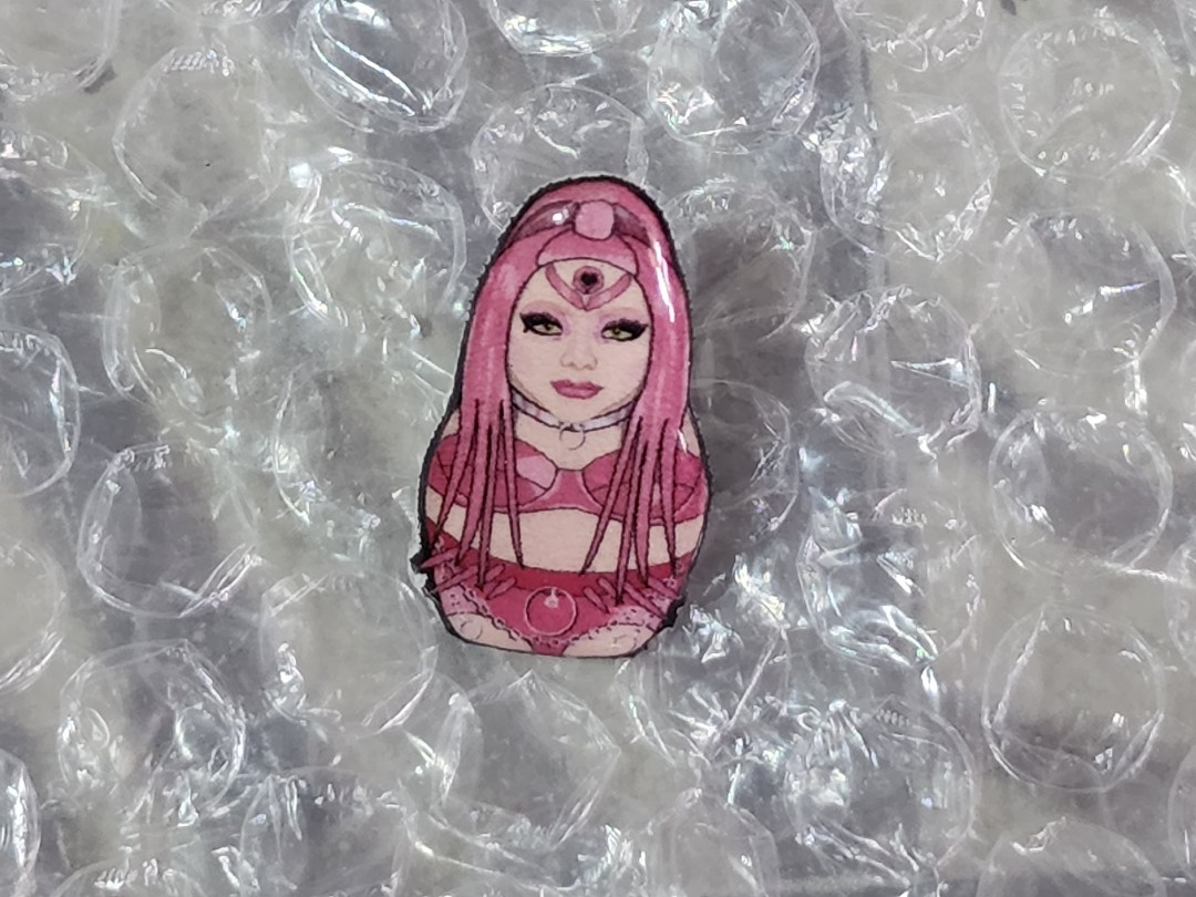 Lady Gaga Pin, Hobbies & Toys, Memorabilia & Collectibles, Fan ...