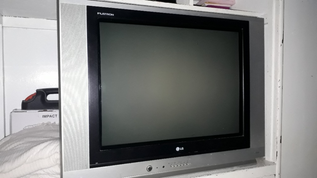 LG flatron, TV & Home Appliances, TV & Entertainment, TV on Carousell