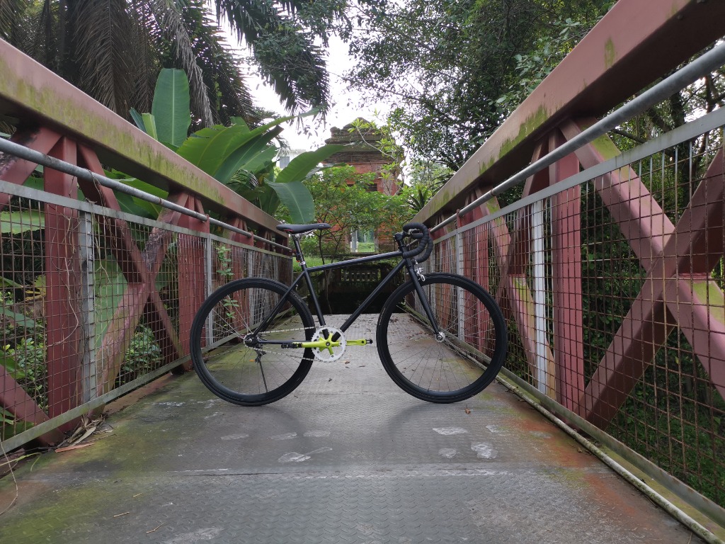 Matte Black Steel Frame Fixie, Sports Equipment, Bicycles & Parts ...
