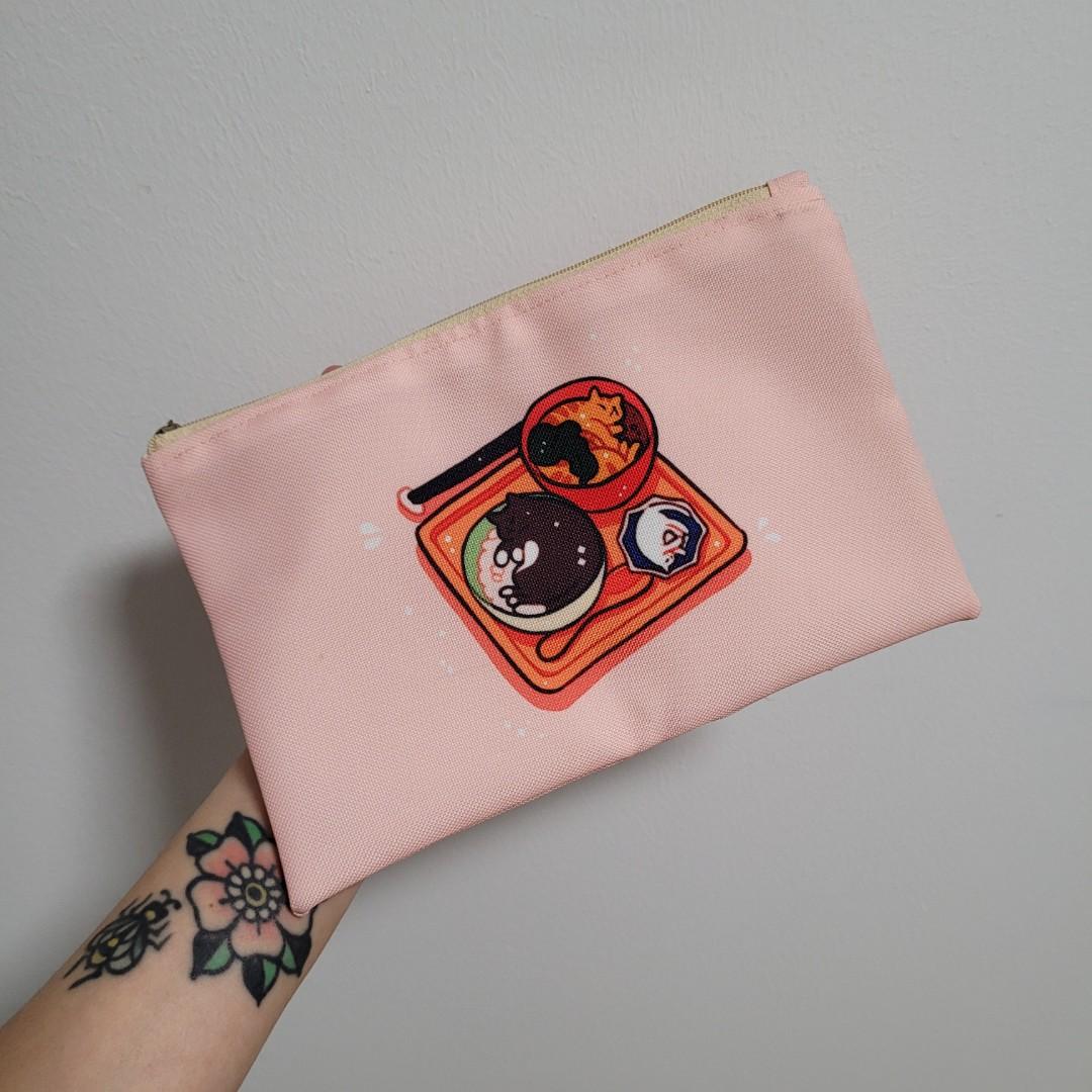 meyoco's cat bento pouch, Women's Fashion, Bags & Wallets, Purses ...