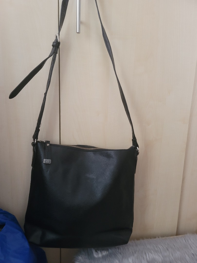 original caprisa crossbody bag, Women's Fashion, Bags & Wallets, Cross ...