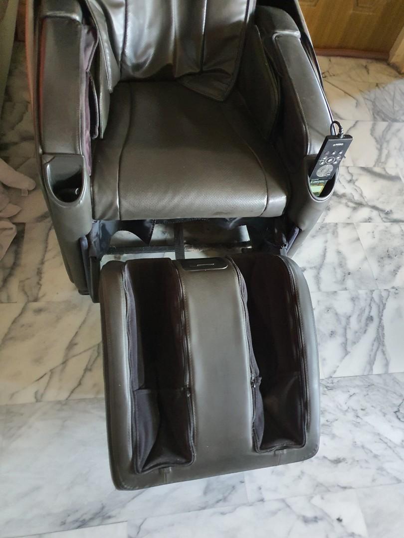 OSIM iSymphony Massage Chair, Health & Nutrition, Massage Devices on ...