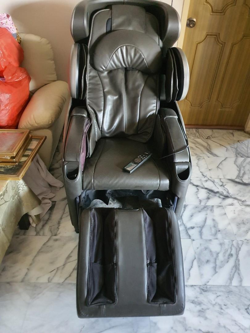 OSIM iSymphony Massage Chair, Health & Nutrition, Massage Devices on ...
