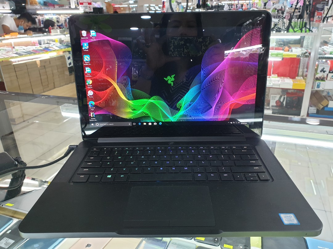 Razer Blade (model#: RZ09-0195) Signature Edition Gaming laptop ...