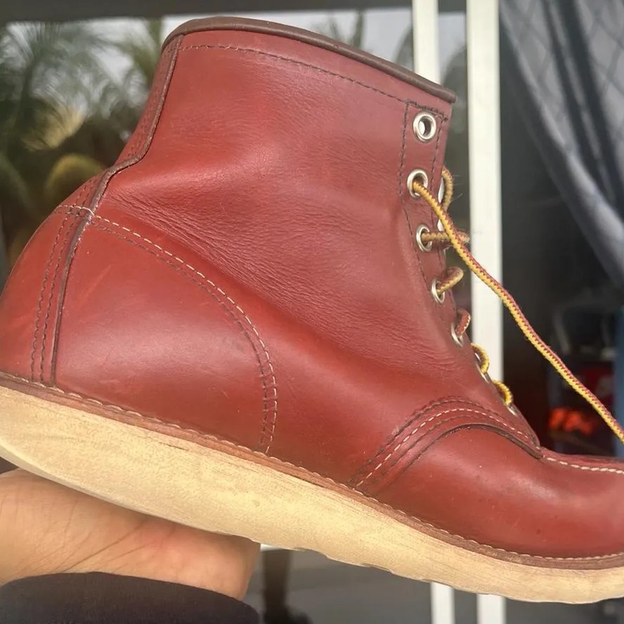 Red wing 9106 moc toe, Men's Fashion, Footwear, Boots on Carousell
