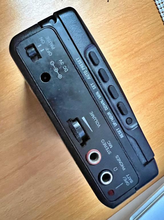 aiwa HS-JS415 卡式 隨身聽 電台 收音機 1994年 零件機 Stereo Radio Cassette Recorder ...