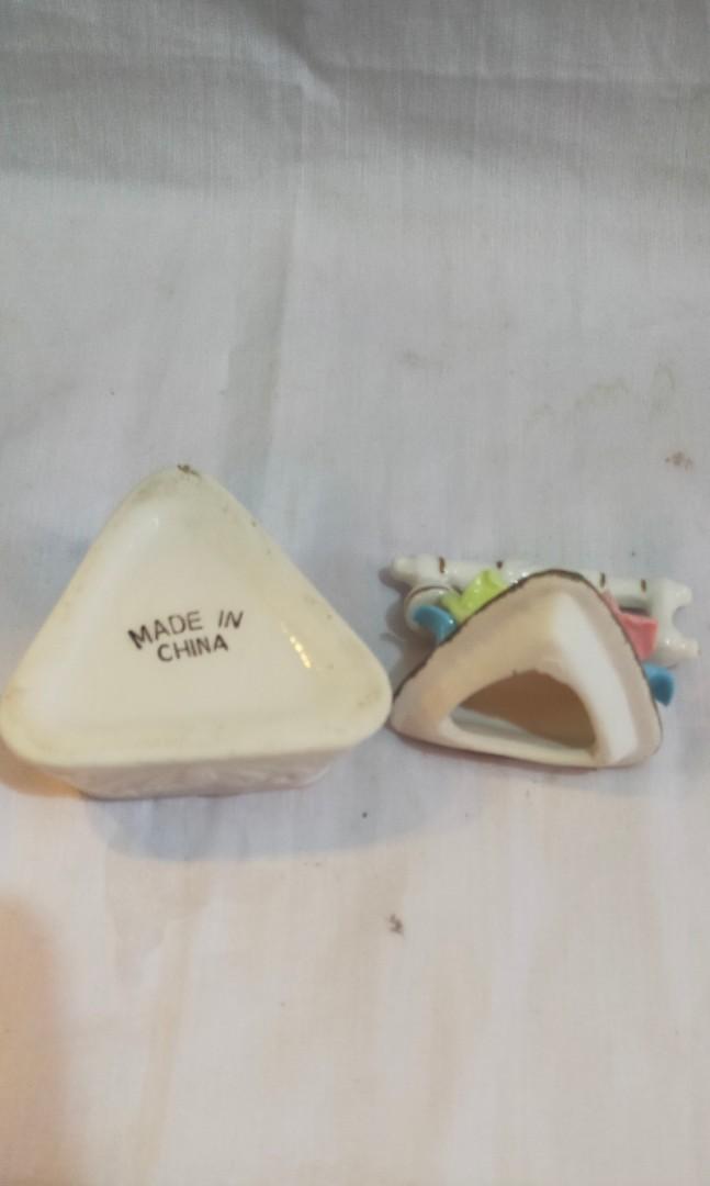 Box keramik mini cantik, Desain & Kerajinan Tangan, Karya Seni di Carousell