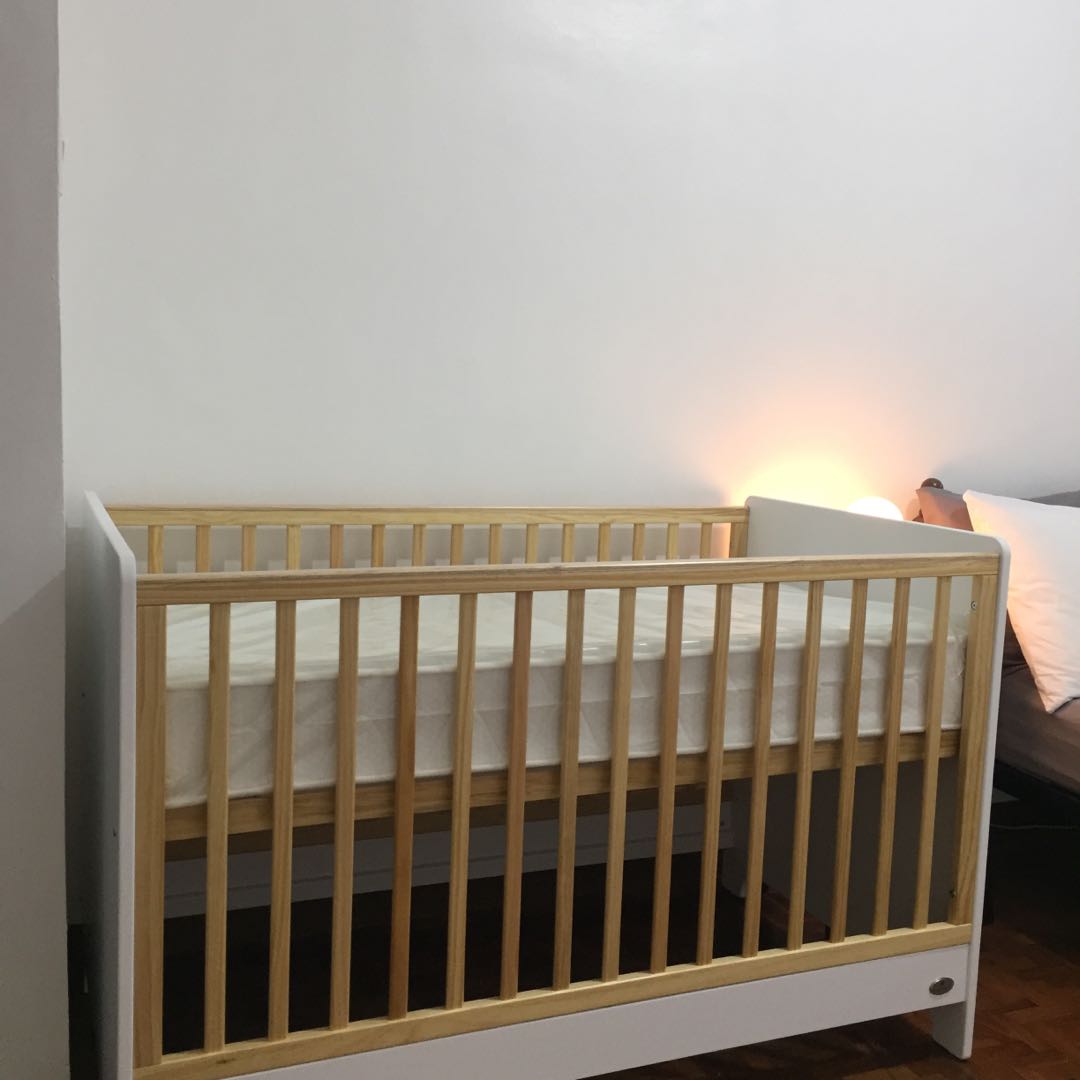 Cuddlebug Vernon 3-in-1 Convertible Crib, Babies & Kids, Baby Nursery ...