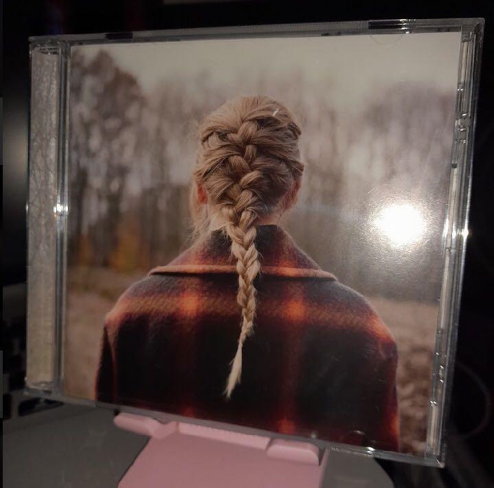 Evermore Album Deluxe Edition CD, Hobbies & Toys, Music & Media, CDs ...