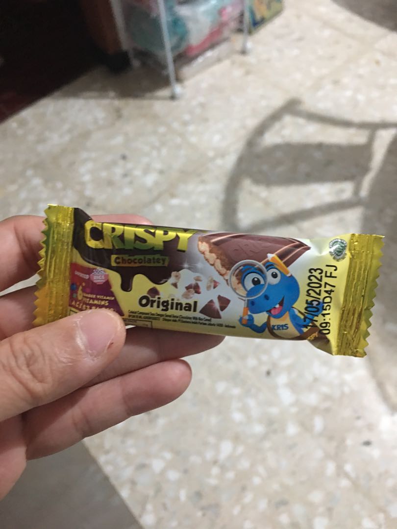 Kandos crispy malaysia, Makanan & Minuman, Makanan Instan di Carousell