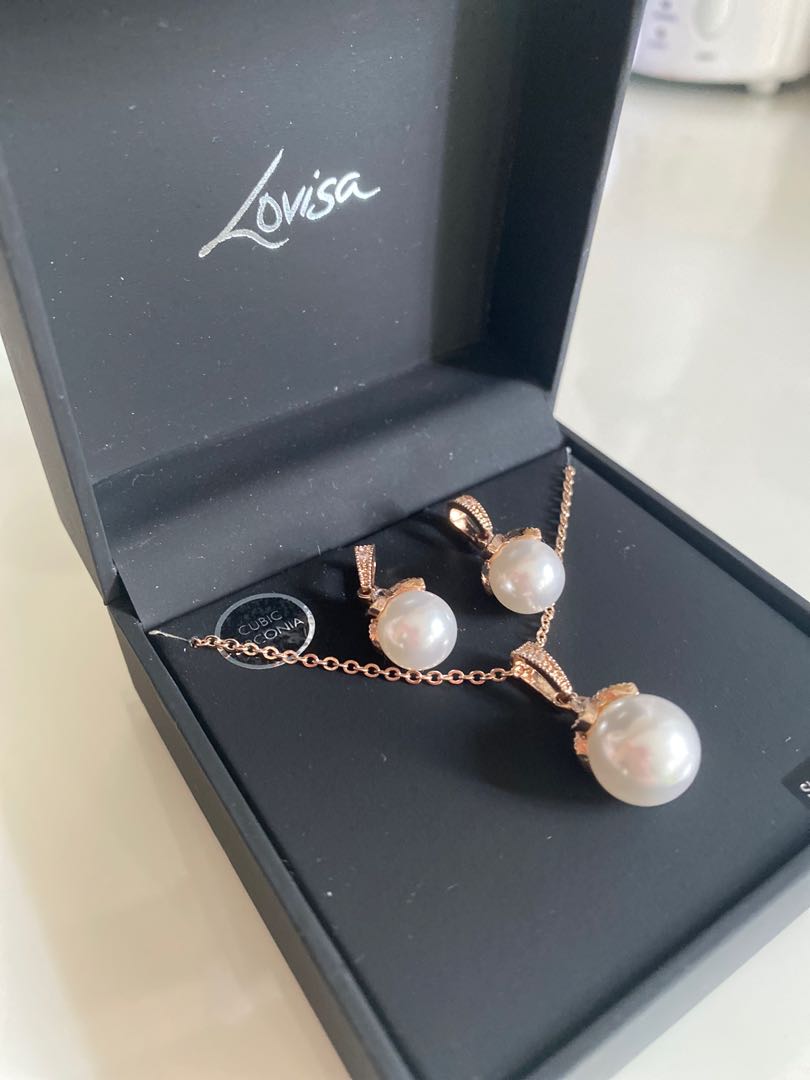 Lovisa set, Women's Fashion, Jewelry & Organisers, Necklaces on Carousell
