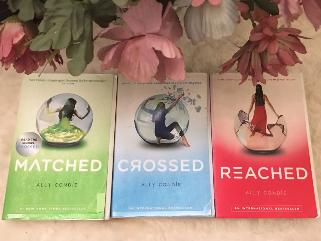 Matched series set by Ally Condie, Hobbies & Toys, Books & Magazines ...