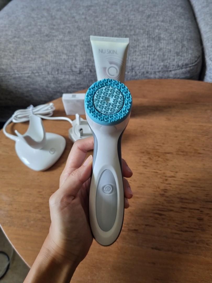 Nuskin Lumispa Starter Set + cleanser + extra treatment head, Beauty ...