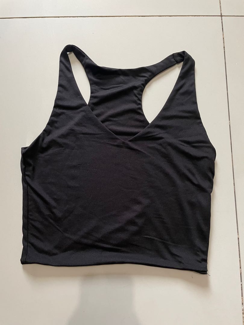Shopee top, Women's Fashion, Tops, Sleeveless on Carousell