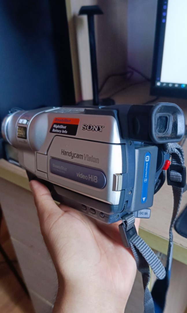 Sony Handycam Vision Hi8, Photography, Video Cameras on Carousell