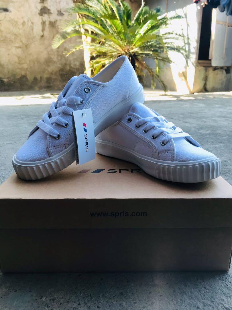 SPRIS BY TWICE SIZE 8, Women's Fashion, Footwear, Sneakers on Carousell