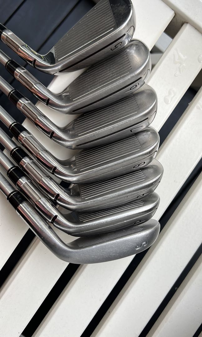 Taylormade M6 Golf Iron Set ( LEFT Handle), Sports Equipment, Sports ...