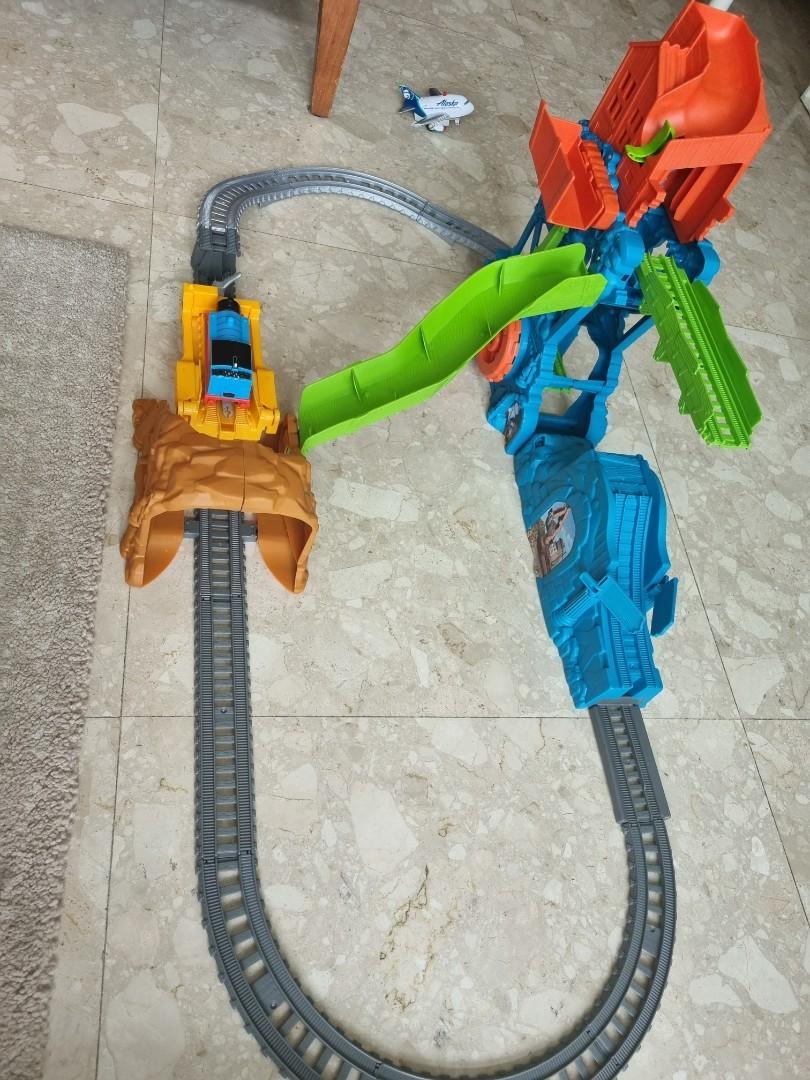 Thomas & Friends Cave Collapse Track Master track set with motorised ...