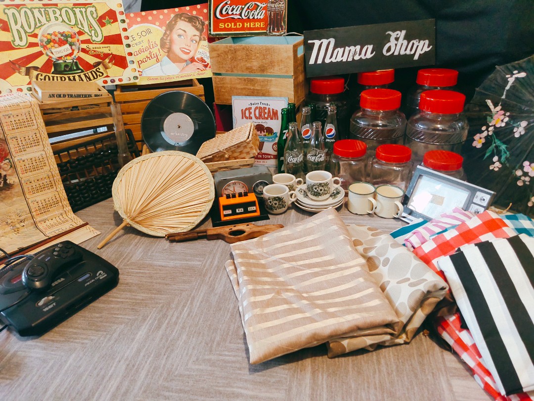 Vintage collection set, Hobbies & Toys, Memorabilia & Collectibles ...