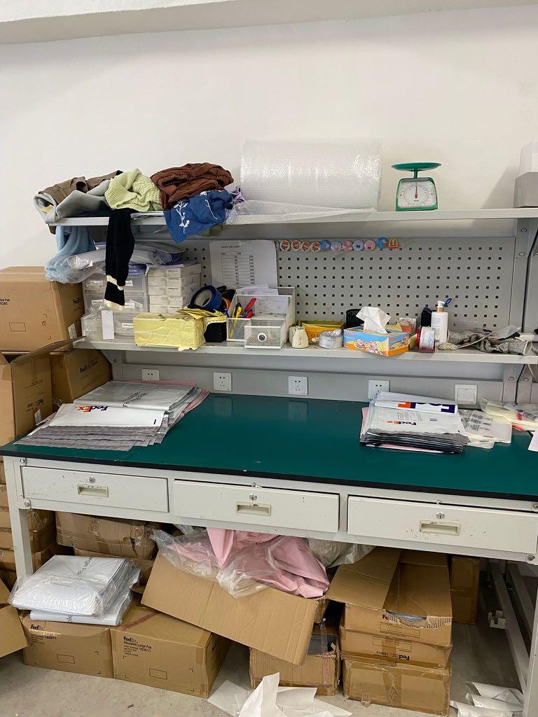 倉庫warehouse包裝枱/架 packing table desk station, 其他, 其他 - Carousell