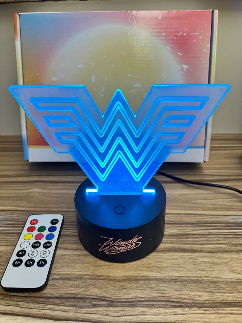 Wonder Woman LED Night Lamp, Furniture & Home Living, Lighting & Fans ...