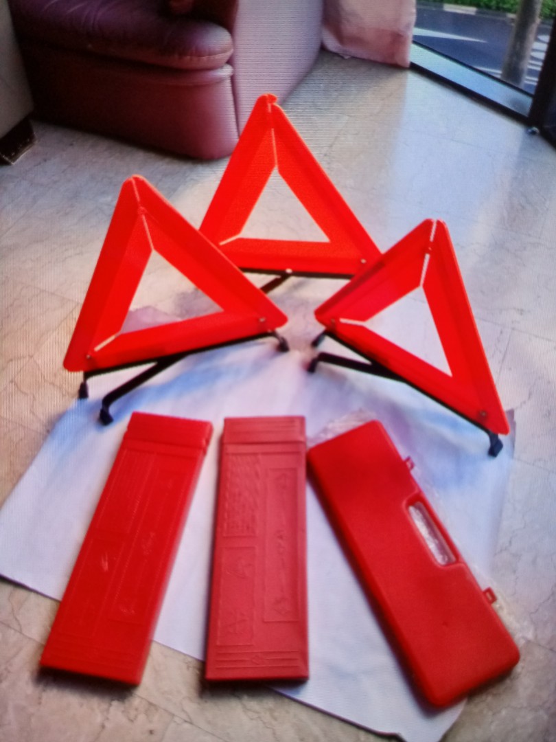 Car Breakdown Signs, Car Accessories, Accessories on Carousell