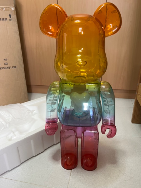 Emotionally unavailable gradient bearbrick 1000%, Hobbies & Toys, Toys ...