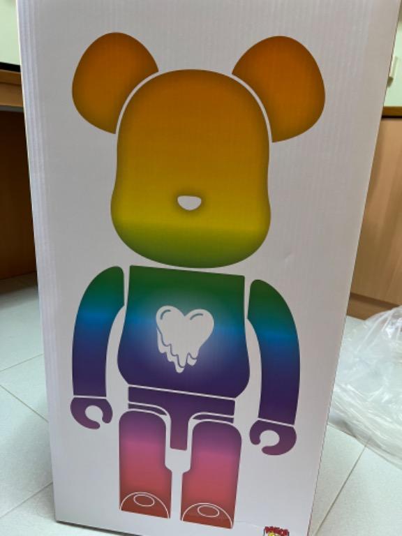 Emotionally unavailable gradient bearbrick 1000%, Hobbies & Toys, Toys ...