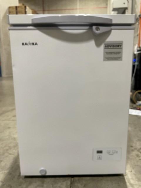 *Free Delivery* 100L Kadeka Chest Freezer Display Set, TV & Home ...