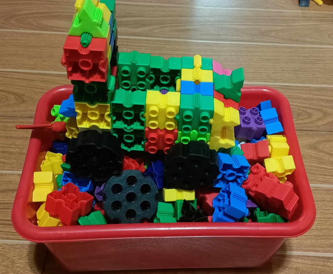 Grolier Morphun, Hobbies & Toys, Toys & Games on Carousell