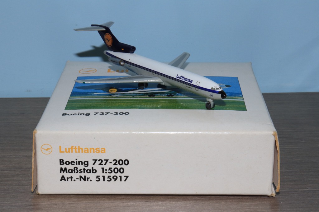 Herpa Lufthansa Boeing 727-200 德國漢莎航空波音727-200 Scale 1:500, 興趣及遊戲, 玩具 & 遊戲類 - Carousell