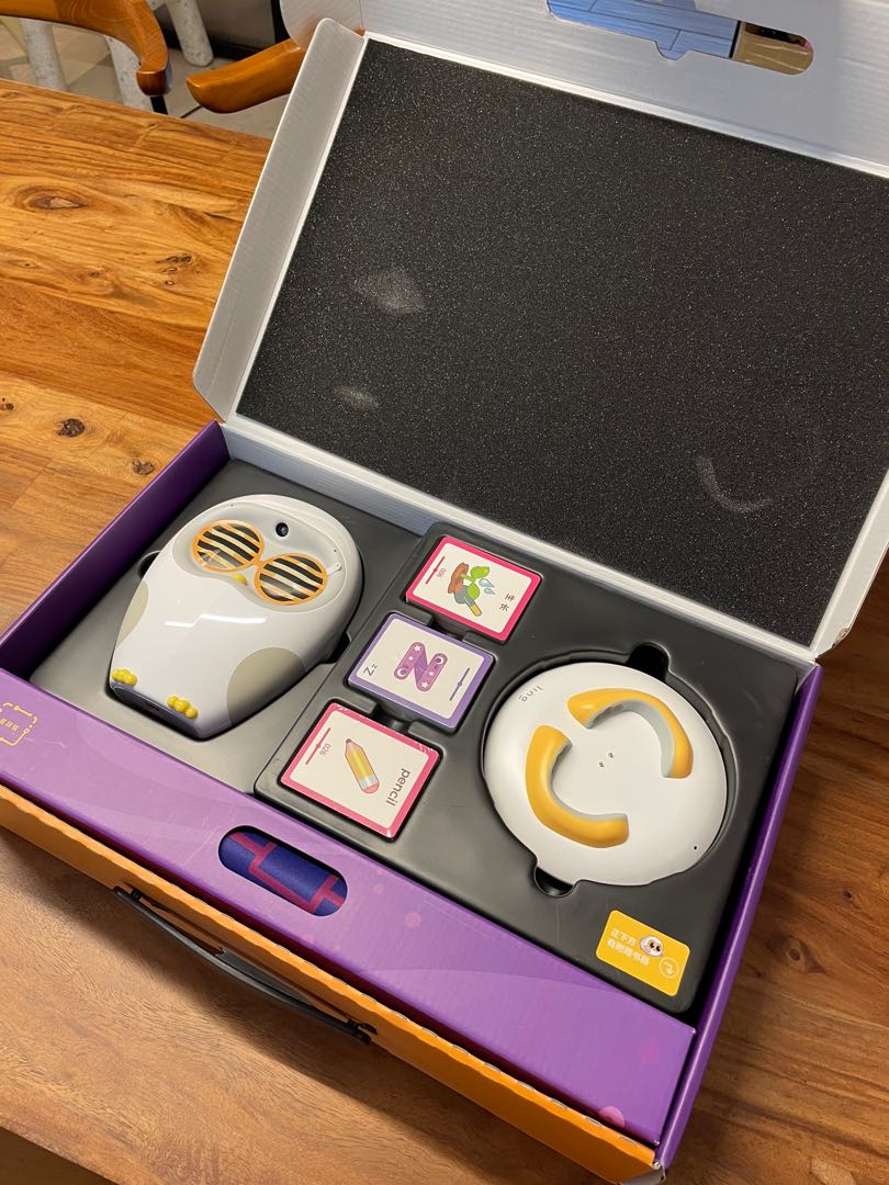 Luka Hero Reading Robot, Hobbies & Toys, Books & Magazines, Children's ...