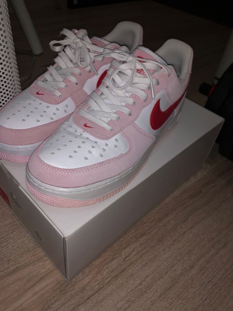 Nike Air Force 1 (af1) love letter, 男裝, 鞋, 波鞋 - Carousell