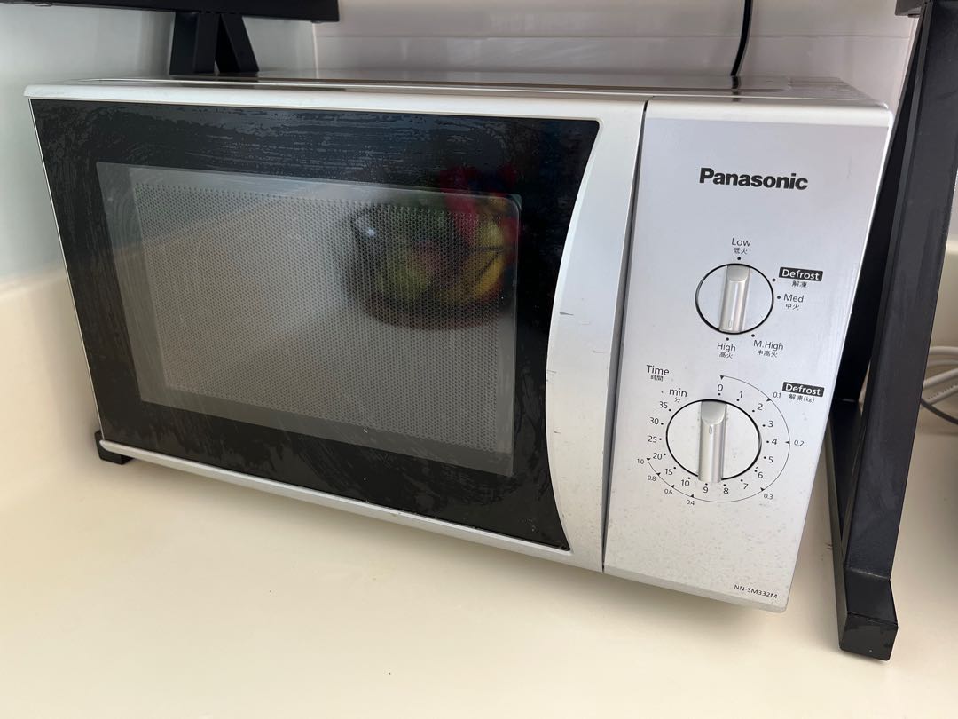 Panasonic microwave with rack, TV & Home Appliances, Kitchen Appliances ...