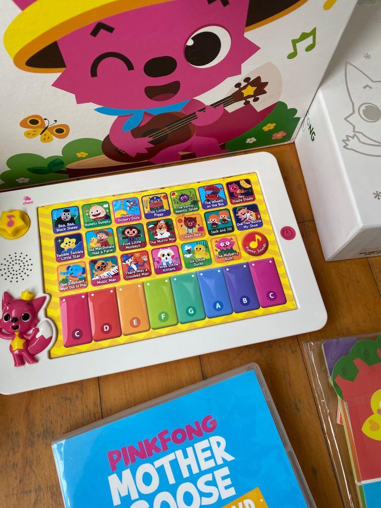 Pinkfong book set with pinkfong pen, Hobbies & Toys, Stationery & Craft ...