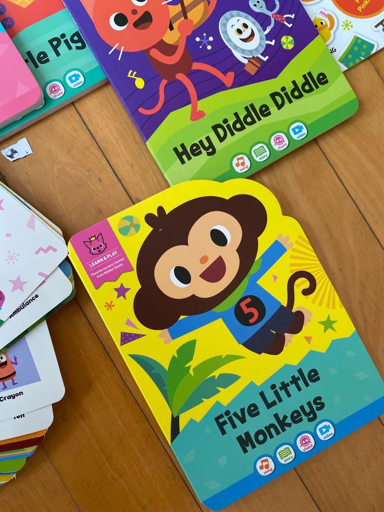 Pinkfong book set with pinkfong pen, Hobbies & Toys, Stationery & Craft ...