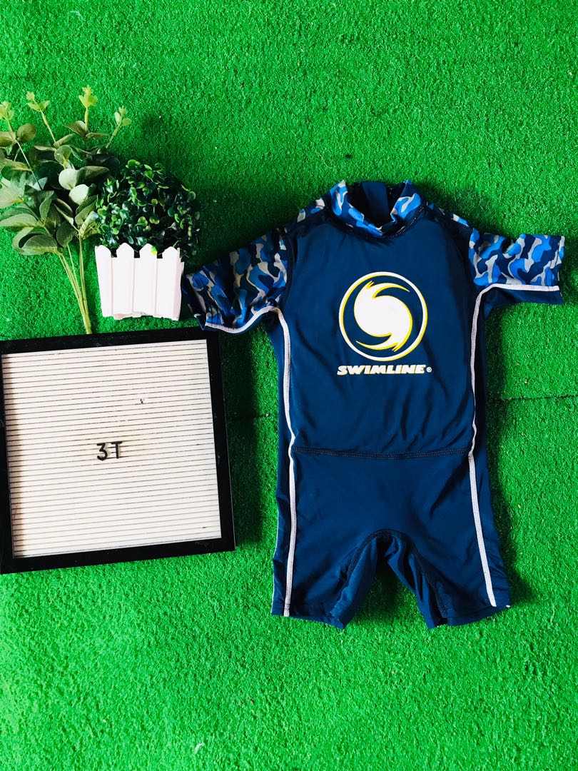 Rash guard / floaters on Carousell