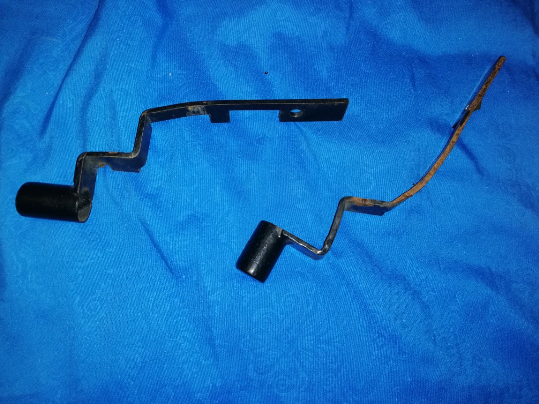 Anti-Theft Showa Rear Suspension Lock for Super 4, Motorcycles ...