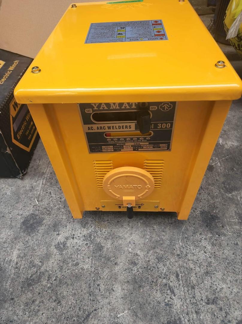 Welding machine box type, Commercial & Industrial, Construction Tools ...