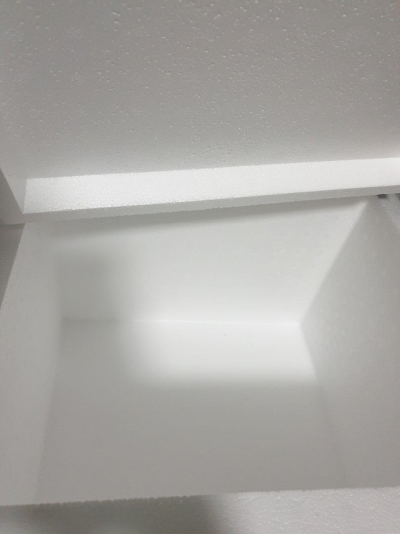 40cm (L)x35cm (W) x 32cm (H) Styrofoam Storage Box with cover ...