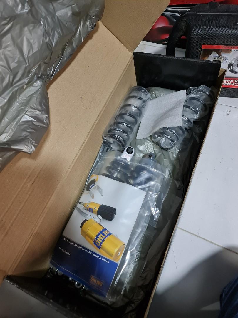 Aerox V1 ohlins Black spring & stock suspension, Motorcycles ...