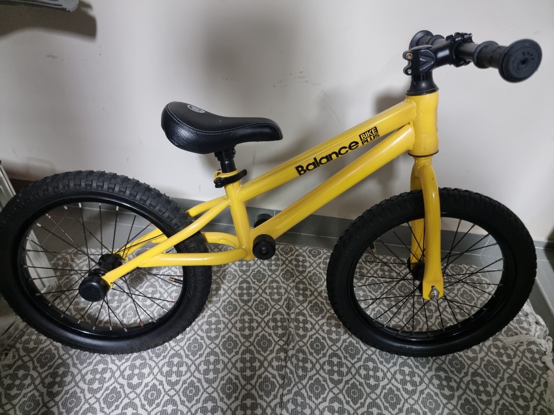 Balance bike, Sports Equipment, Bicycles & Parts, Bicycles on Carousell