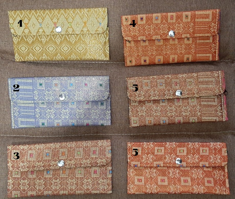 Batik Paper Wallet Made in Davao, Women's Fashion, Bags & Wallets ...