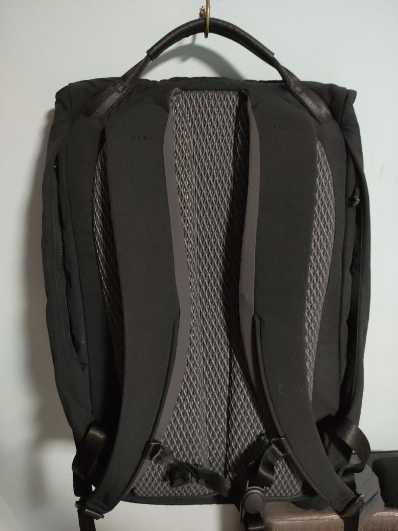 Bellroy x Carryology Chimera Backpack w/o patch, Men's Fashion, Bags ...